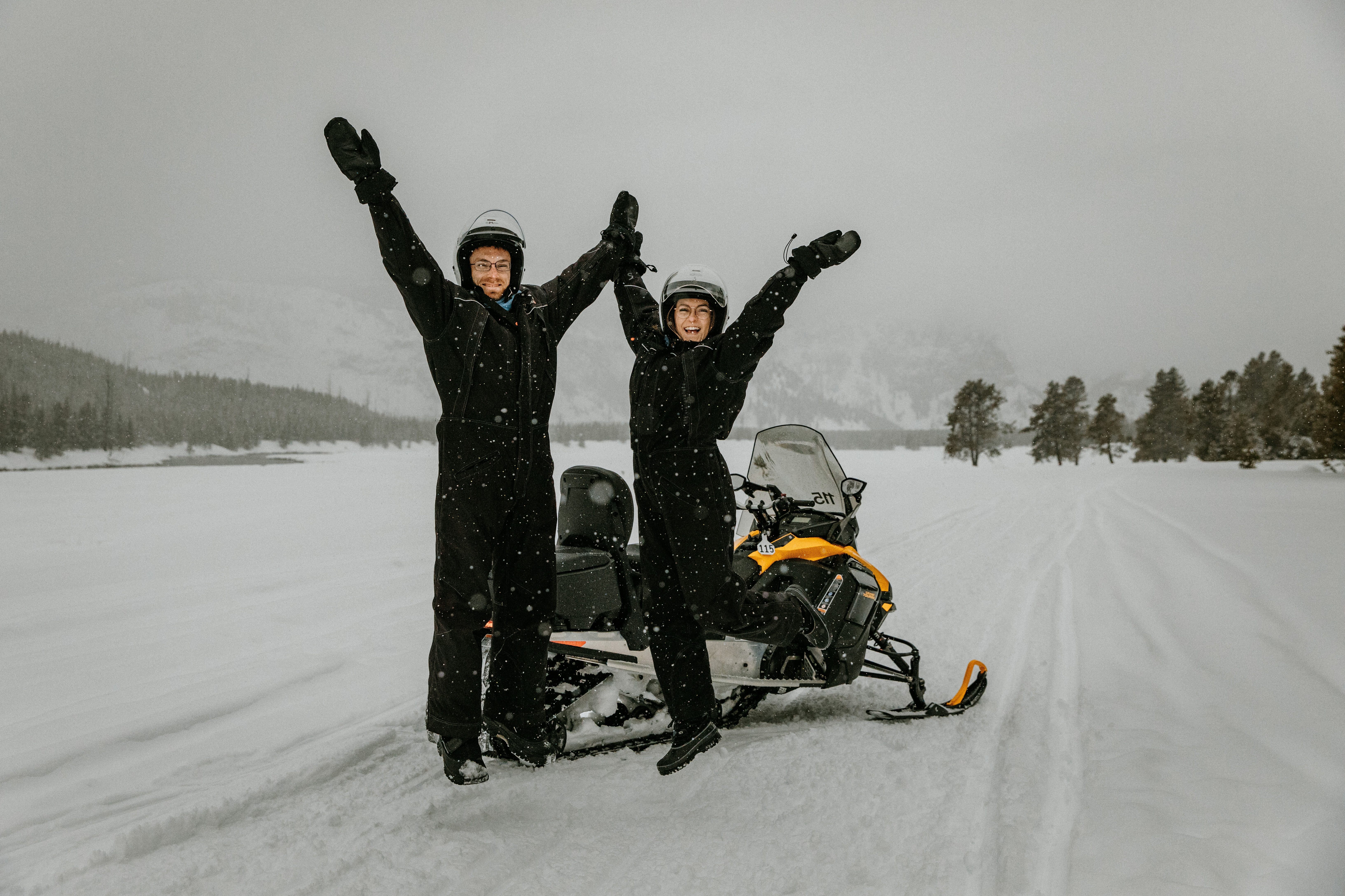 Yellowstone Snowmobile Rentals - Yellowstone Vacation Tours